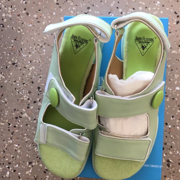 John Fluevog | Shoes | John Fluevog Neve Sandals Size 2w 1m New | Poshmark
